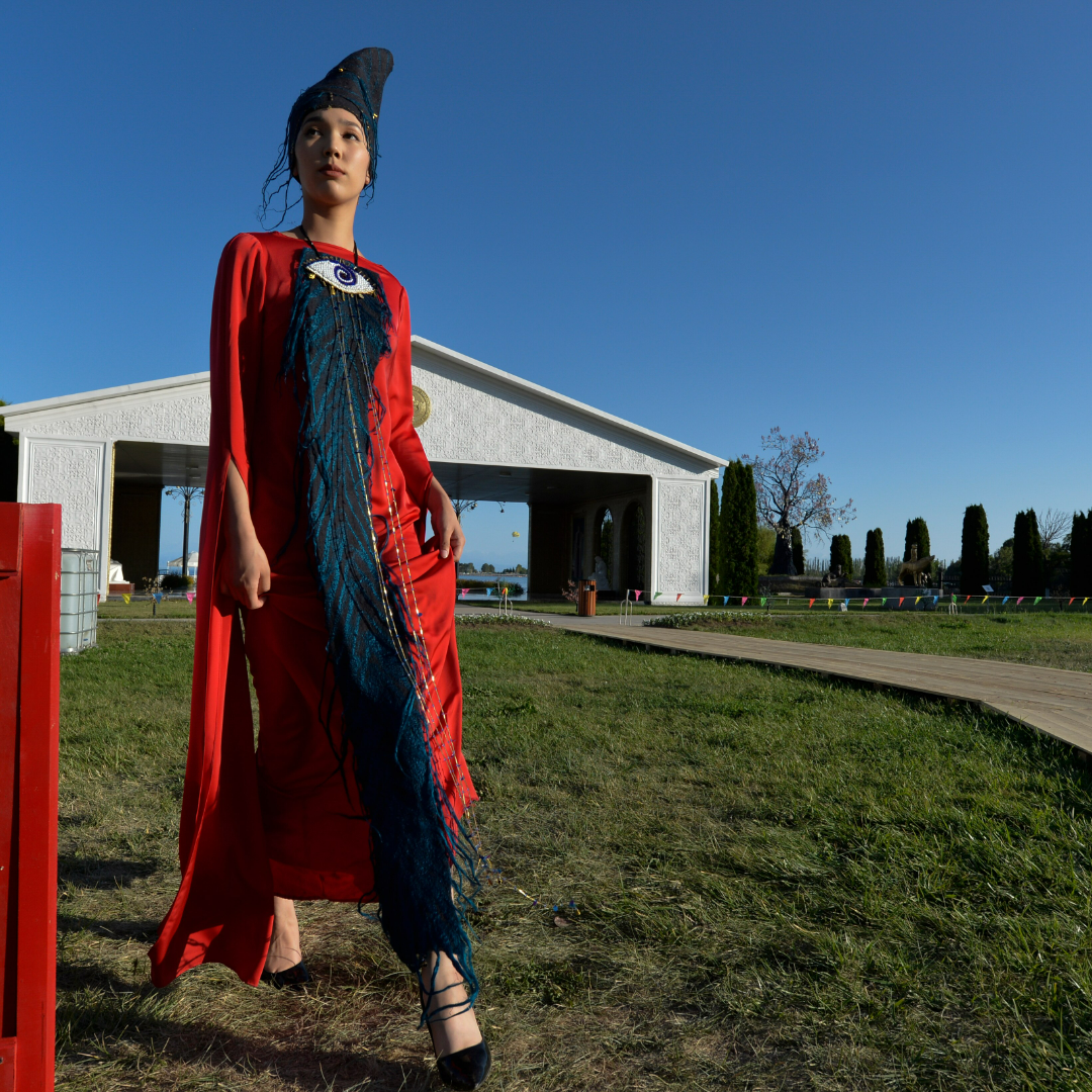 Nomad fashion show mixes the ancient and modern in the Kyrgyzstan ...