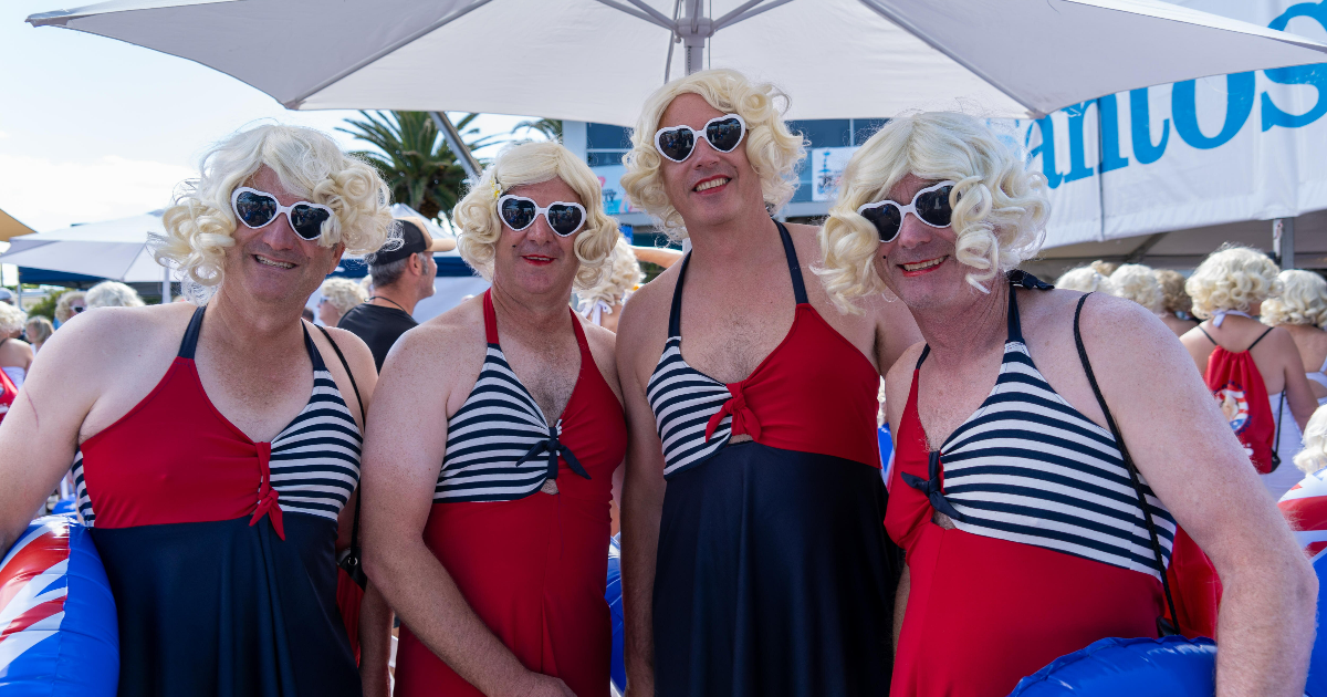 Marilyn Monroe look-alikes take the plunge for cancer research - ABC News