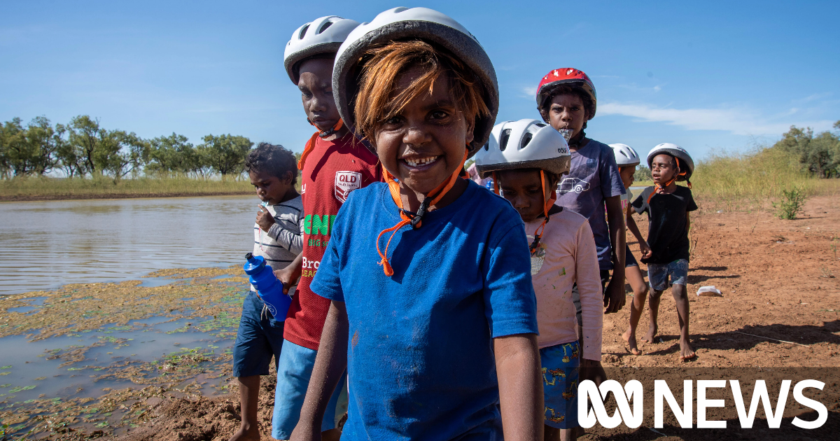 How a teacher's love of cycling transformed this tiny outback school ...