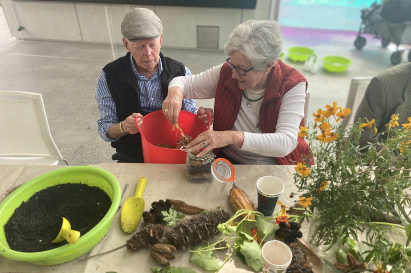 How plants can be key to unlocking memories in dementia patients - ABC News