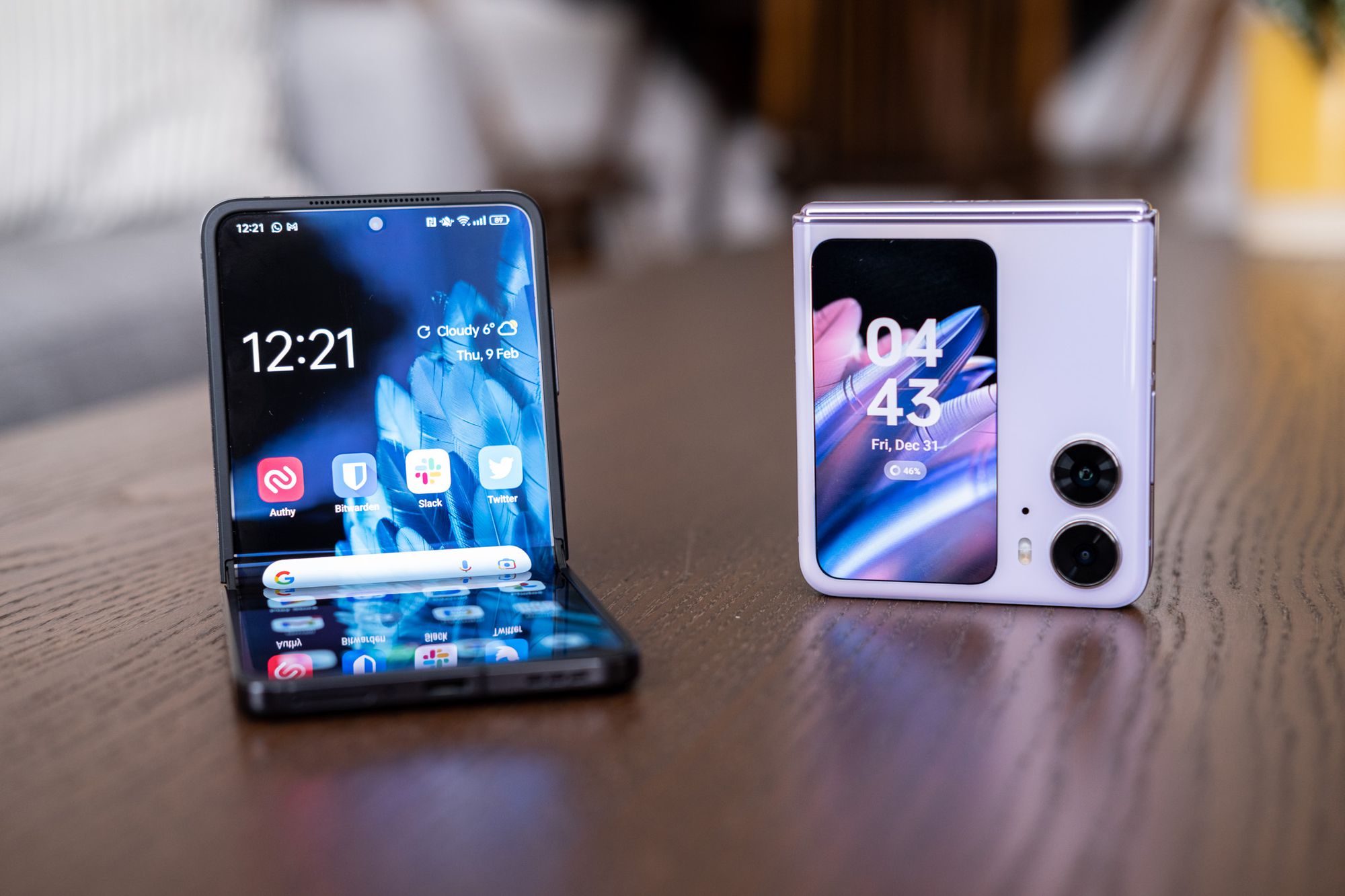 OnePlus V Fold: First Look at OnePlus' Folding Smartphone - Cashify