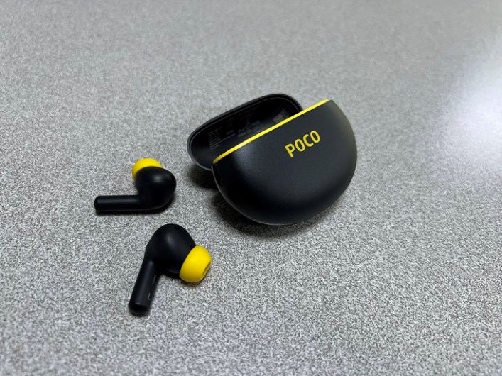 Poco Pods Earbuds Now Available in India: Wireless Bliss - Cashify