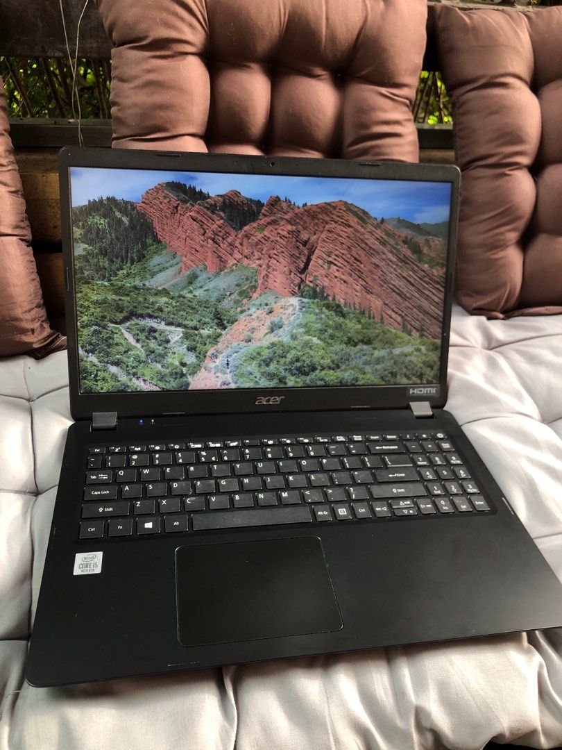 Top 5 Slim Laptops Under 50,000 Waving This December 2023 - Cashify