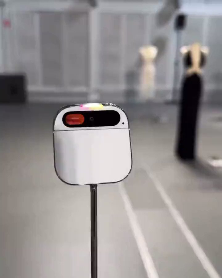 Humane Pin Launches with GPT-4 Intelligence and Camera Magic! - Cashify