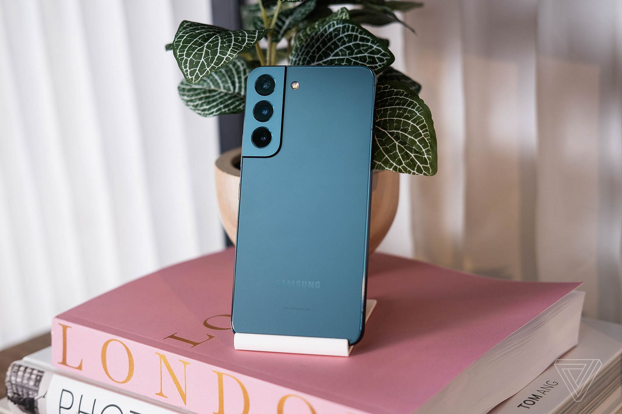 Samsung Galaxy S22 Plus Review in 7 Points: Next Gen Marvel - Cashify