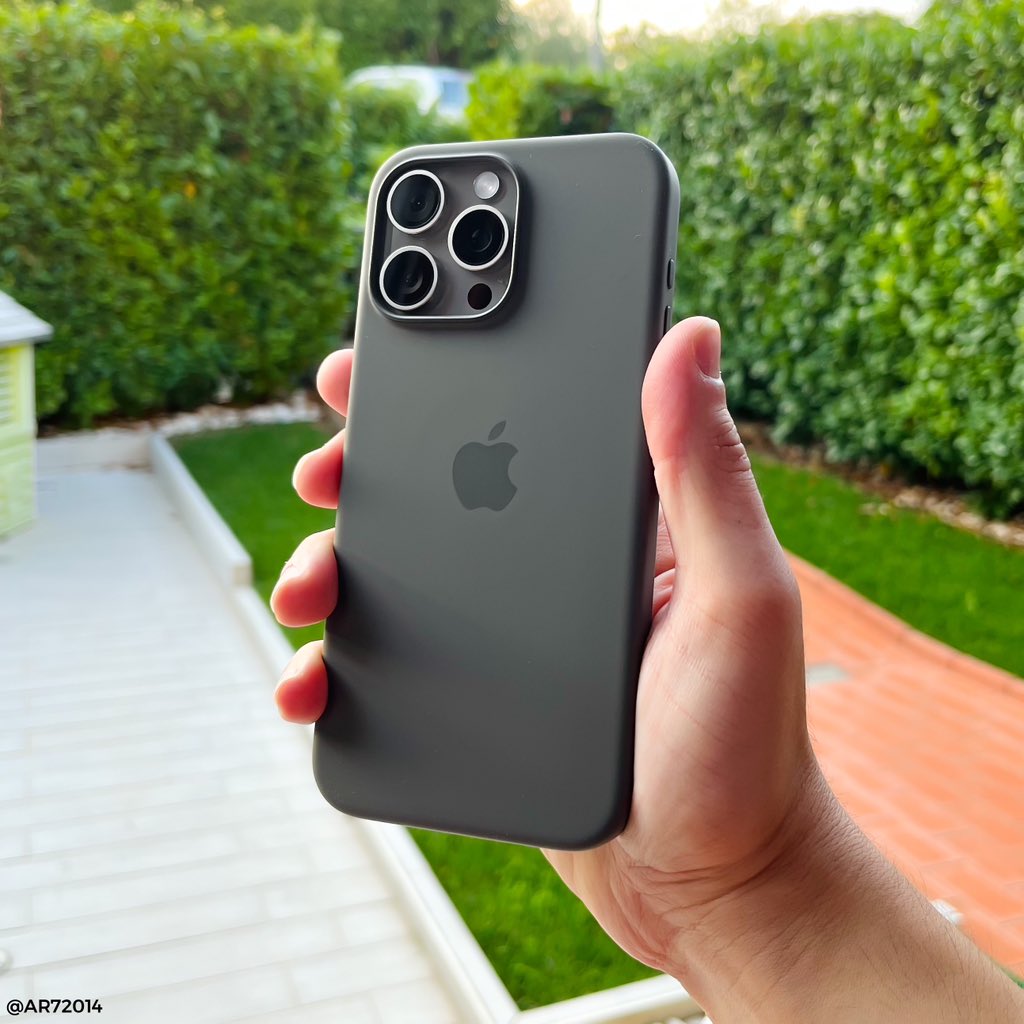 Top 5 iPhone Essentials: February 2024 Picks! - Cashify