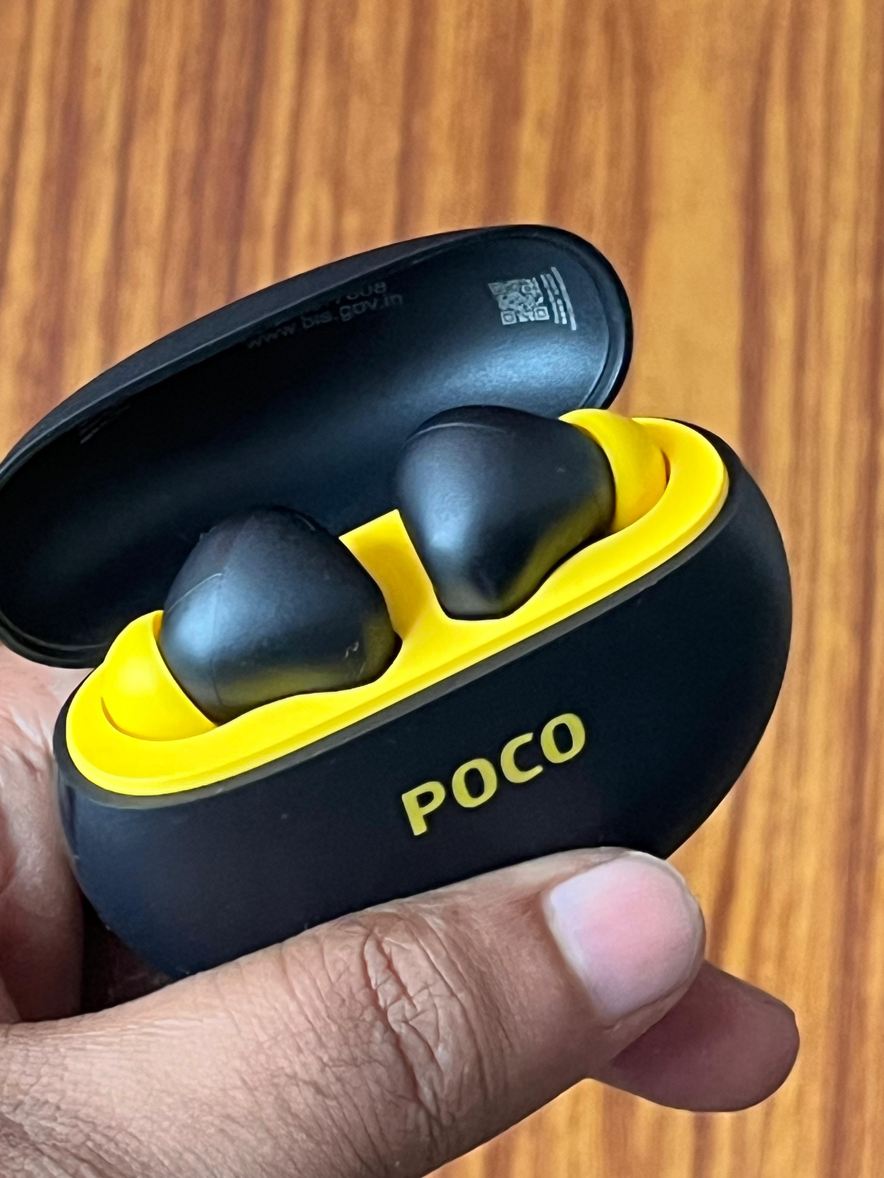 First Impression Of Poco Pods: Impressive Buds At Budget - Cashify