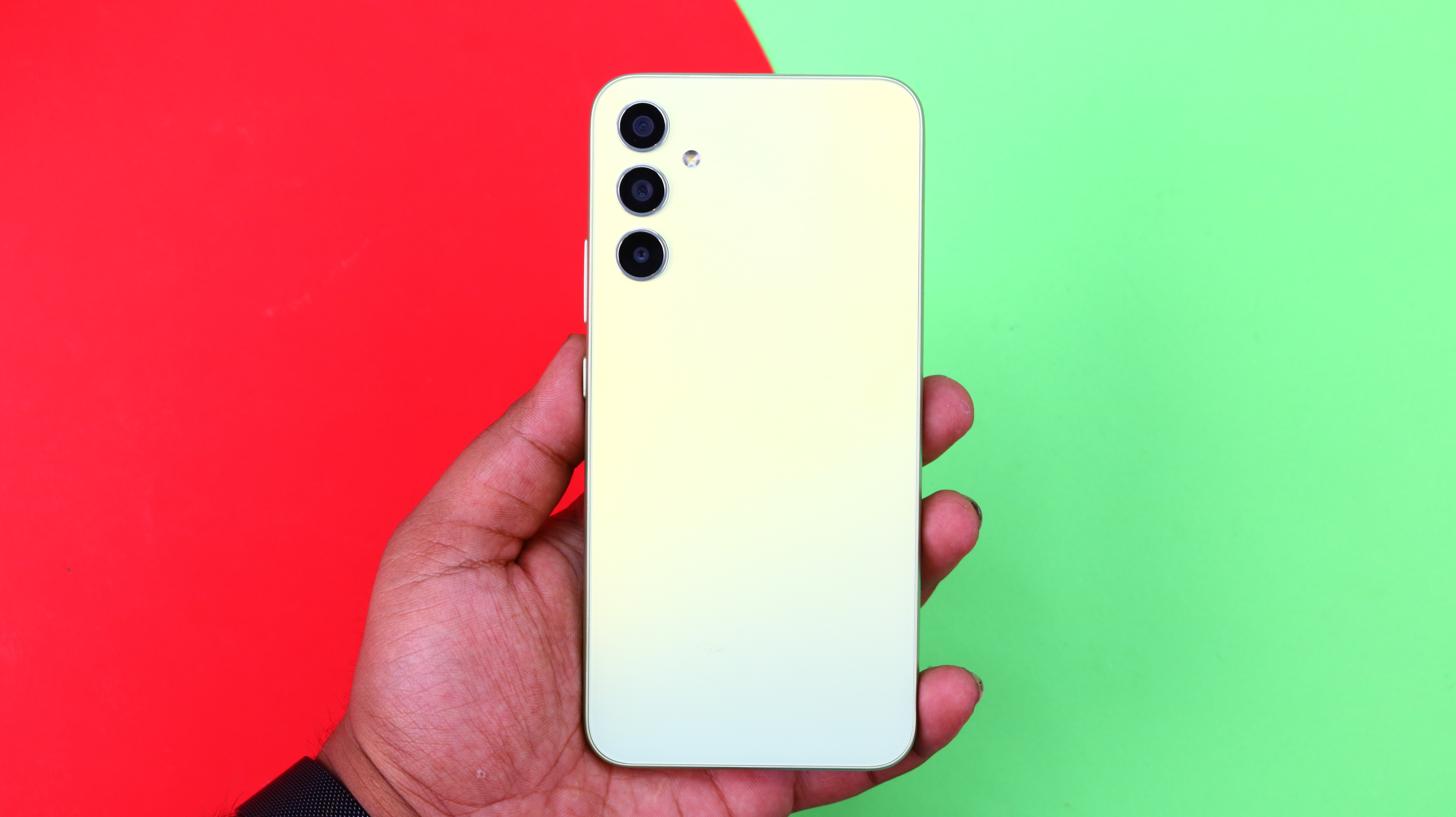 Samsung Galaxy A34 Review – Premium Design With Solid Battery - Cashify