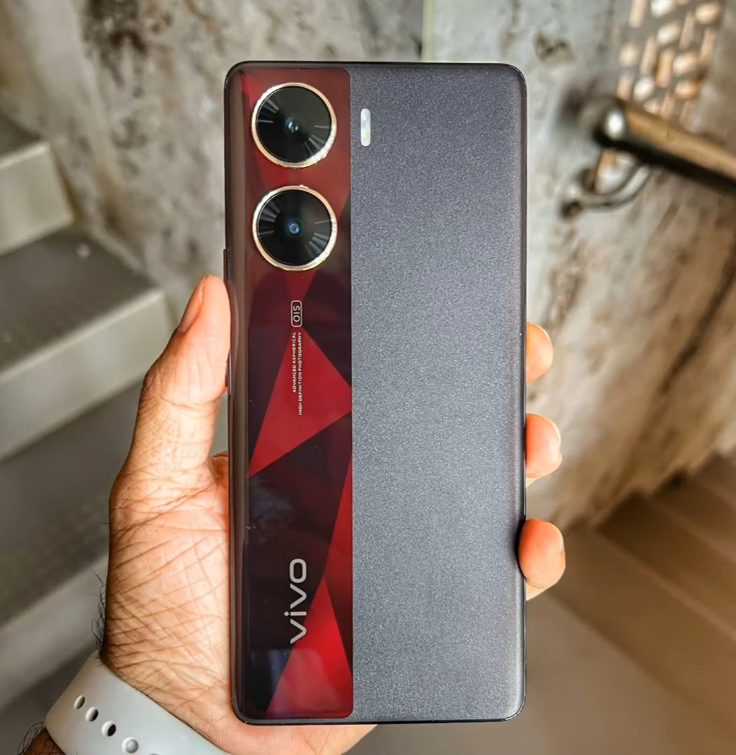 Vivo V29e Leaks Suggest Snapdragon 695 Powerhouse and Massive 5,000mAh ...