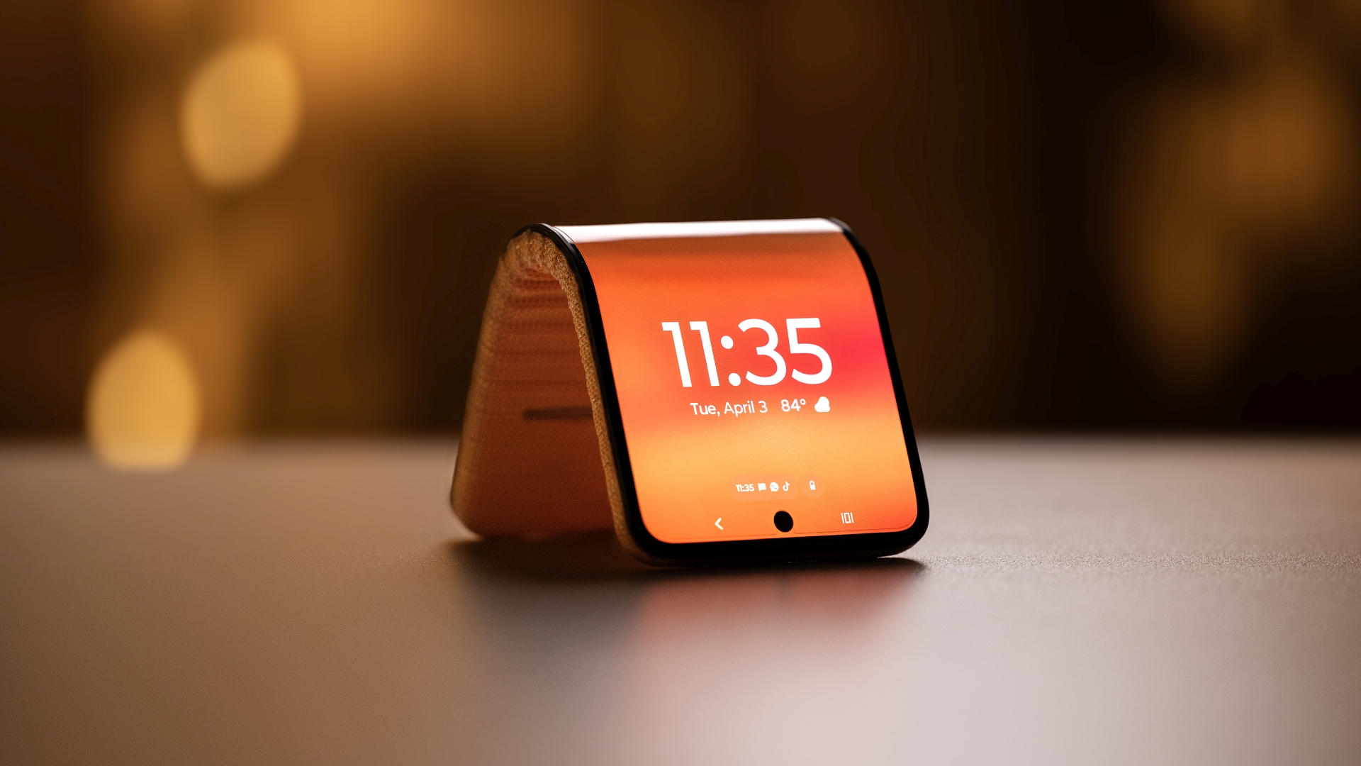 WristTech Marvel: Motorola's Bendable Phone Display Unleashed - Cashify