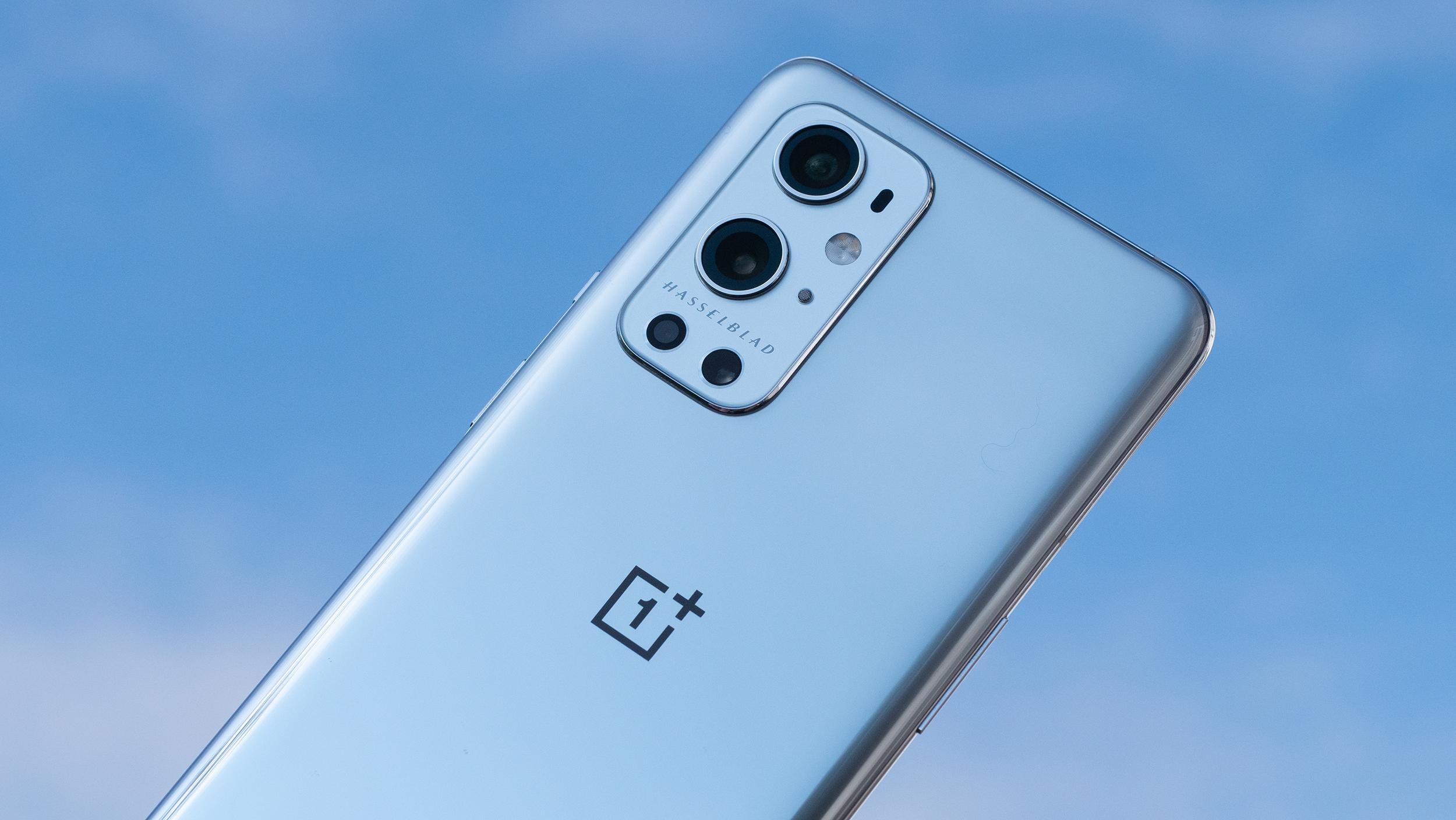 OnePlus 9 Pro Review in 7 Points: Is it Worth it in January 2024? - Cashify