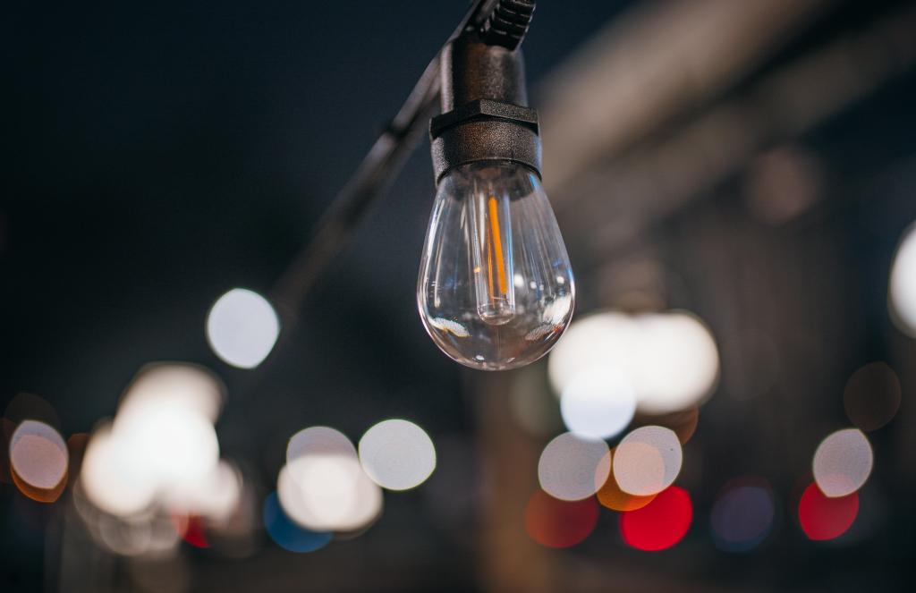 LiFi that is up to 100 times faster than WiFi - Cashify